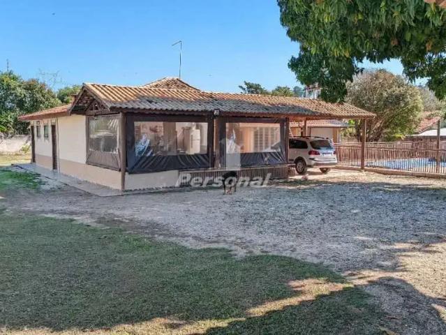 Sítio / Chácara para Venda em Taubaté/SP Chácara Dallas 5 Quartos