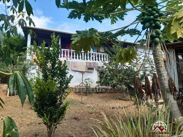 Sítio / Chácara para Venda em Taubaté/SP Zona Rural 3 Quartos