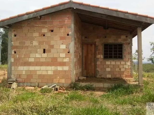 Sítio / Chácara para Venda em Taubaté/SP Zona Rural 2 Quartos