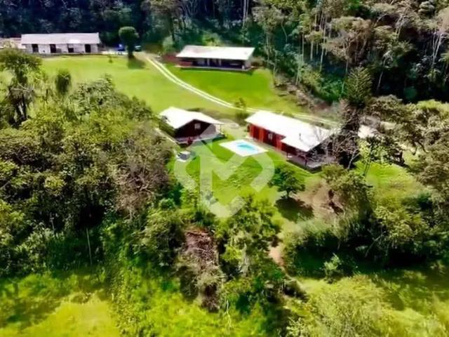 Sítio / Chácara para Venda em Teresópolis/RJ Campo Limpo 6 Quartos
