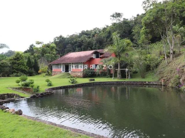 Sítio / Chácara para Venda em Teresópolis/RJ Córrego das Pedras 5 Quartos
