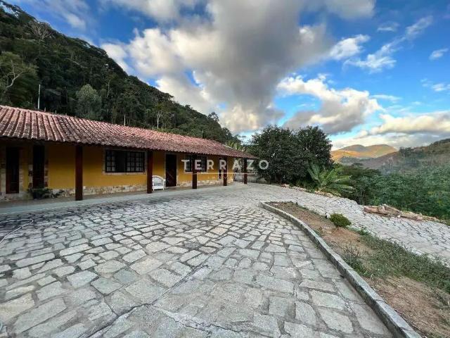 Sítio / Chácara para Venda em Teresópolis/RJ Pessegueiros 3 Quartos
