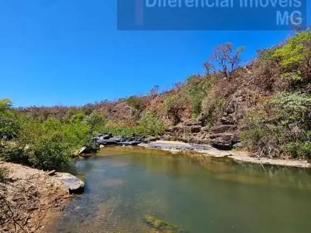Sítio / Chácara para Venda em Três Marias/MG Zona Rural