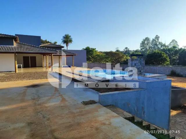 Sítio / Chácara para Venda em Uberlândia/MG Morada Nova 4 Quartos
