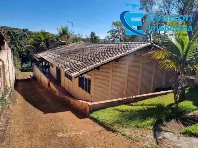 Sítio / Chácara para Venda em Uberlândia/MG Área Rural de Uberlândia 4 Quartos