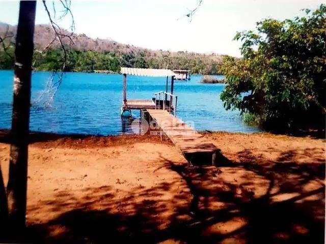 Sítio / Chácara para Venda em Uberlândia/MG Área Rural de Uberlândia 4 Quartos