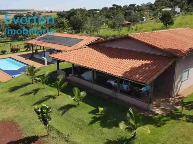 Sítio / Chácara para Venda em Uberlândia/MG Área Rural de Uberlândia 4 Quartos
