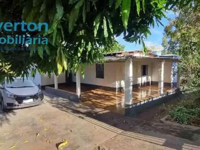 Sítio / Chácara para Venda em Uberlândia/MG Área Rural de Uberlândia 4 Quartos