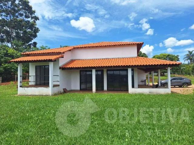 Sítio / Chácara para Venda em Uberlândia/MG Área Rural de Uberlândia 6 Quartos