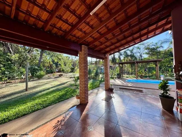 Sítio / Chácara para Venda em Uberlândia/MG Chácaras Eldorado 3 Quartos