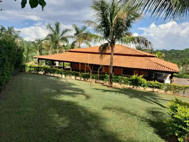 Sítio / Chácara para Venda em Uberlândia/MG Chácaras Eldorado 4 Quartos