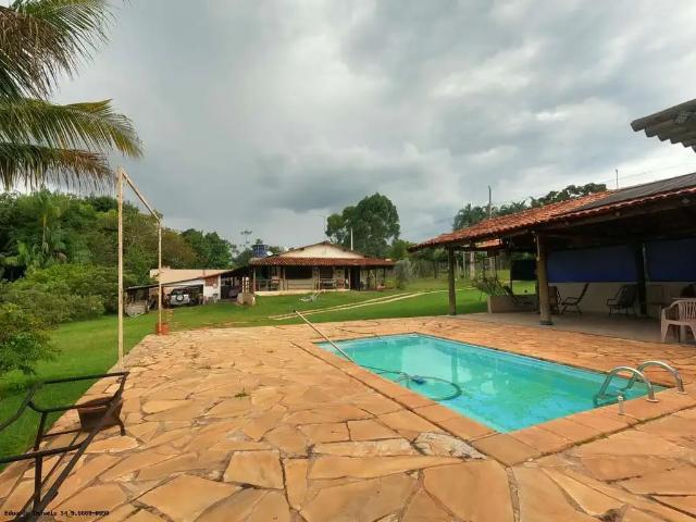 Sítio / Chácara para Venda em Uberlândia/MG Chácaras Eldorado 7 Quartos