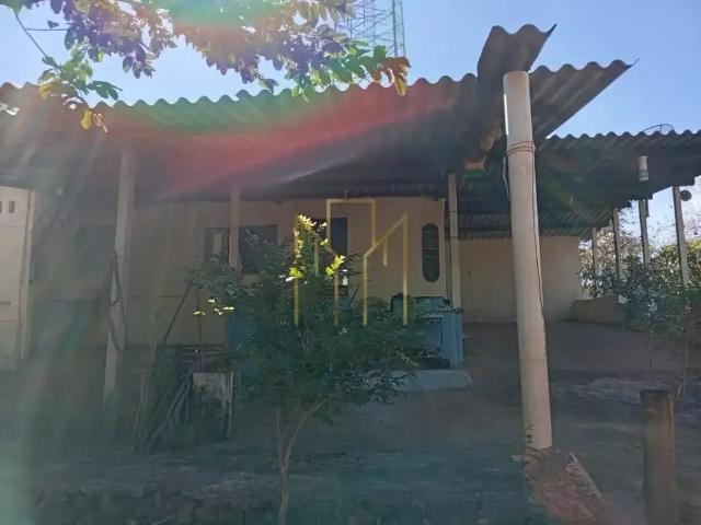 Sítio / Chácara para Venda em Uberlândia/MG Distrito Industrial 2 Quartos