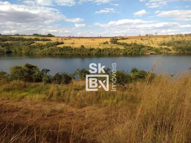 Sítio / Chácara para Venda em Uberlândia/MG Represa de Miranda