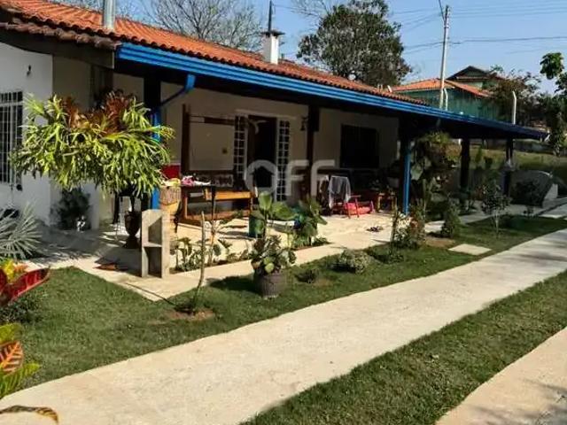 Sítio / Chácara para Venda em Valinhos/SP Chácaras Alpina 2 Quartos