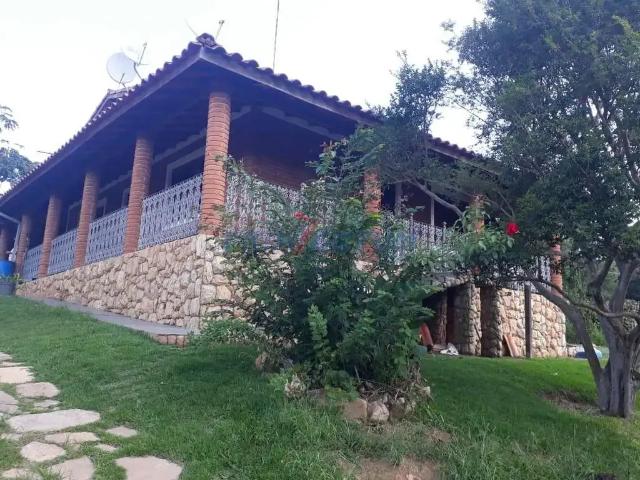 Sítio / Chácara para Venda em Vinhedo/SP Caixa D´Água 3 Quartos