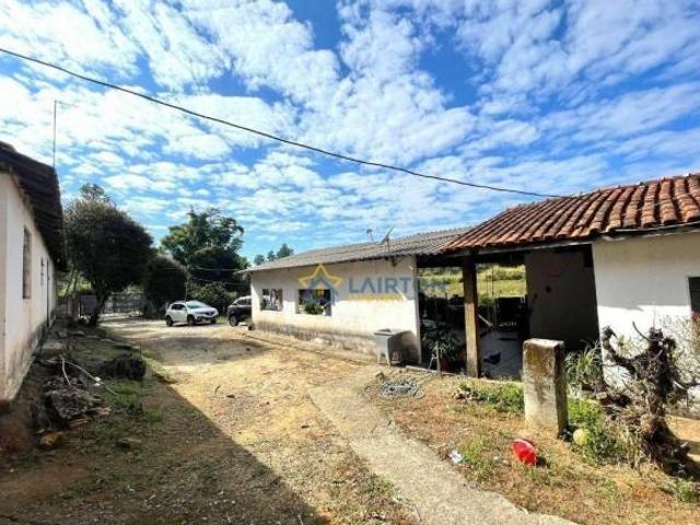 ? Sítio com 3,3 Alqueires em Atibaia – Ideal para Moradia e Cultivo!