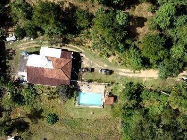 Sítio com 3 dormitórios à venda, 170000 m² por R$ 750.000,00 Jardim Julieta Taubaté/SP