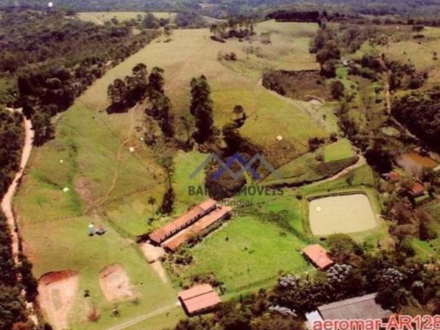 Sítio com 3 dormitórios à venda, 112650 m² por R$ 5.500.000,00 Soares Jarinu/SP