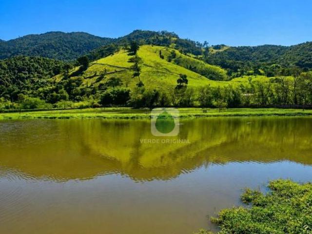 Sítio com 3 dormitórios à venda, 24000 m² por R$ 1.500.000,00 Lambari Gonçalves/MG