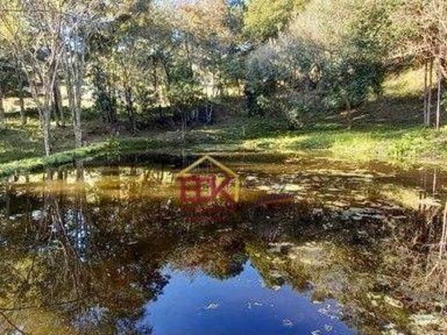Sítio com 3 dormitórios à venda, 25000 m² por R$ 800.000,00 Centro Salesópolis/SP