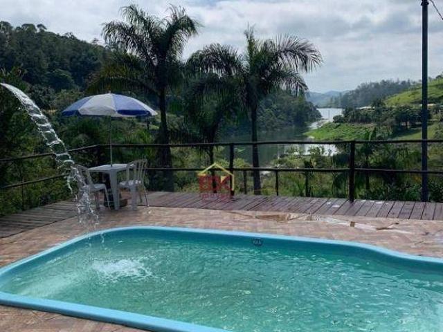 Sítio com 3 dormitórios à venda, 20000 m² por R$ 830.000,00 Zona Rural Jacareí/SP