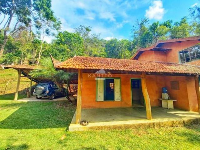 Sítio com 3 dormitórios à venda, 3500 m² por R$ 650.000,00 Floresta Juiz de