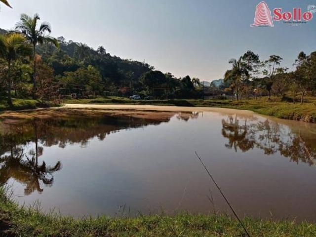 Sítio com 3 dormitórios sendo 1 suíte e 4 vagas Centro Jacupiranga/SP