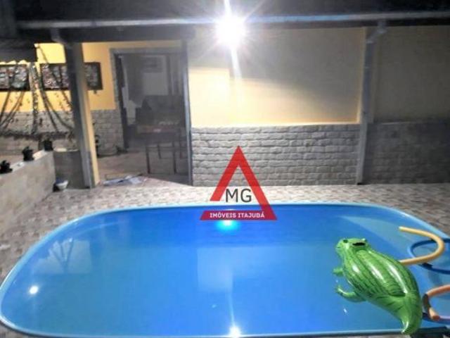 Sítio com 3 dormitórios, sendo uma suíte, com ampla área de lazer com piscina no bairro dos Melos II