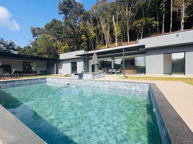 Sítio com 3 quartos à venda, 20000 m² por R$ 1.890.000 Bairro Itaoca Guararema/SP
