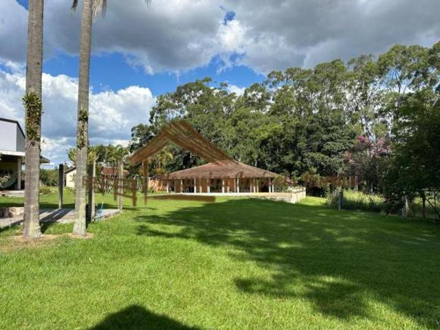 Sitio com 11 alqueires à venda em Guareí SP