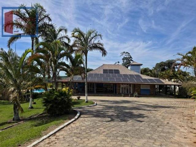 Sitio com 12 alq. bem localizado em Itapetininga