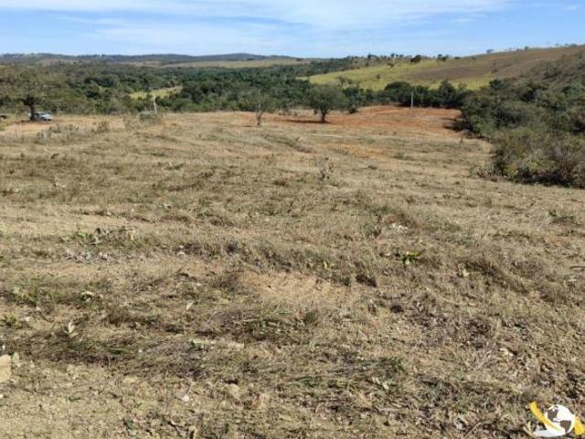 SITIO COM 12HEC PRA IRRIGAÇÃO, E MUITO LAZER