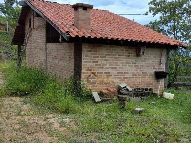 Sítio com 1 dormitório à venda, 43000 m² por R$ 418.000,00 Chácara Germana Caçapava/SP