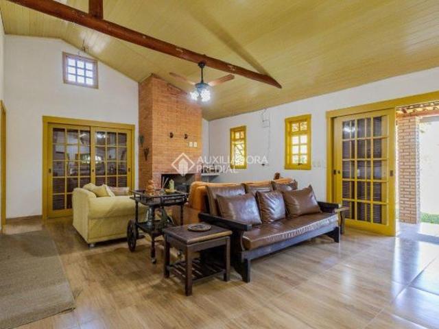 Sitio com 2.000 M² de area
