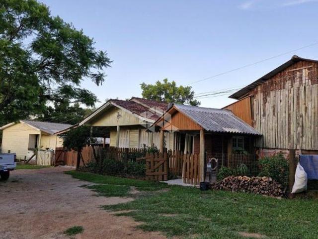 Sitio com 2 casas, 2 galpões 2He Lami