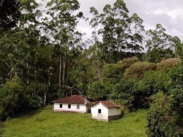 Sítio com 2 dormitórios à venda, 210000 m² por R$ 945.000,00 Centro São Luiz do Paraitinga/SP