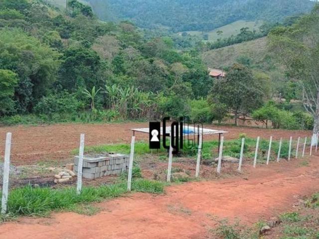 Sítio com 2 dormitórios à venda, 22000 m² por R$ 250.000 Rosario De Minas Juiz de Fora/MG