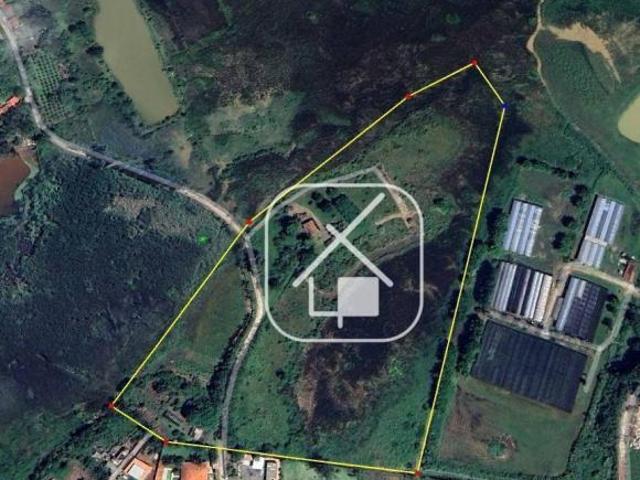 Sítio com 2 dormitórios à venda, 66500 m² por R$ 1.700.000,00 Lambari Guararema/SP