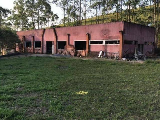 Sítio com 7 dormitórios à venda, 36000 m² por R$ 2.600.000,00 Santa Isabel Santa Isabel/SP