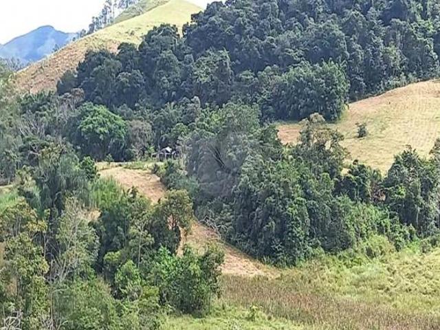 Sítio com 7 quartos à venda em Centro SP