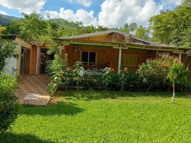 Sítio com 4.825m², piscina, lago/açude com peixes e lazer completo em Santo Antônio da Patrulha