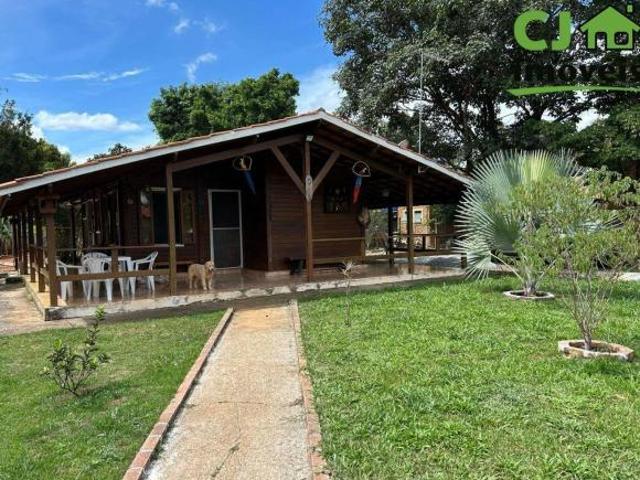 Sítio com 4 dormitórios à venda, 2000 m² por R$ 650.000,00 Condomínio Vila Monte Verde Jaboticat