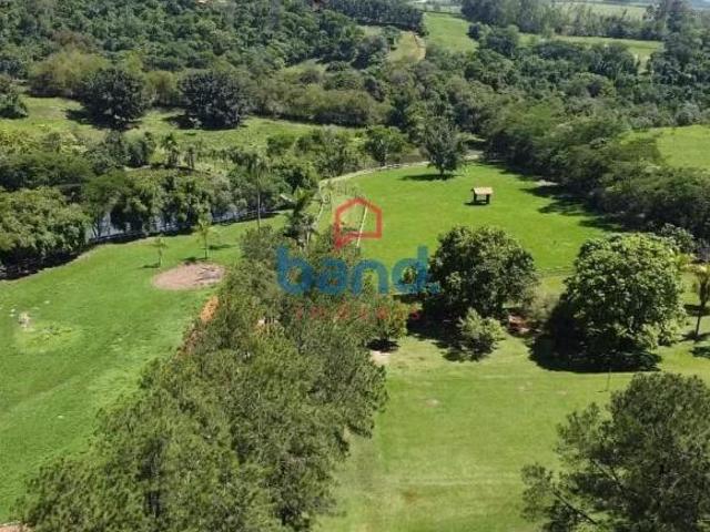 Sítio com 4 dormitórios à venda, 2,25 alqueires por R$ 4.000.000 Gramadinho Porto Feliz/SP