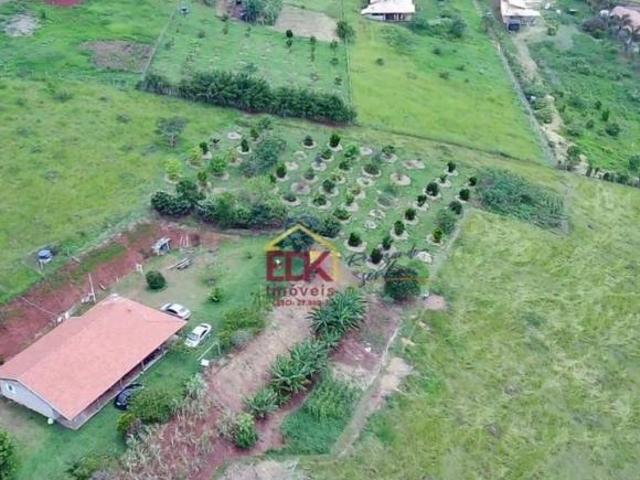 Sítio com 4 dormitórios à venda, 31000 m² por R$ 615.000,00 Centro Redenção da Serra/SP