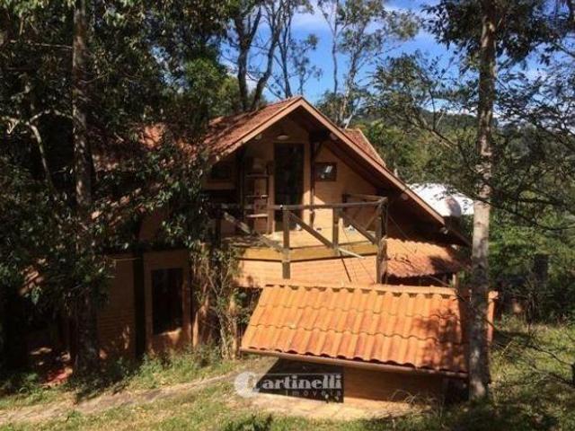 Sítio com 4 dorms, Zona Rural, Santo Antônio do Pinhal R$ 1.7 mi