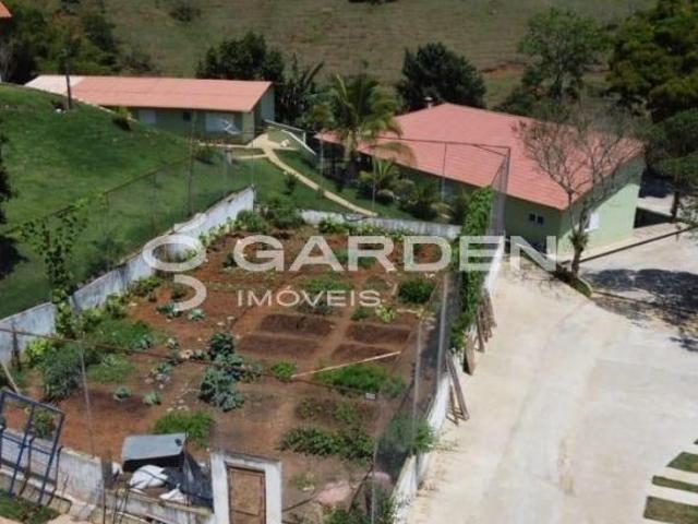 Sítio com 55.971,05 m na beira da Represa