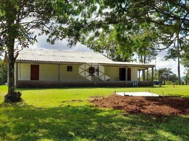 Sítio com 5.200m², Duas Casas A apenas 10 minutos do Centro de Taquara!