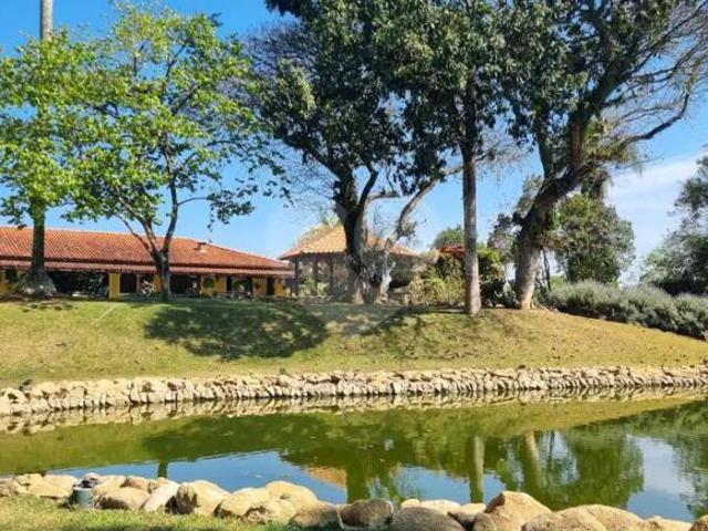 Sítio com 5 quartos à venda em Pavão canguera SP