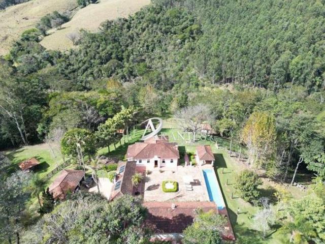 Sítio com 6 dormitórios à venda, 174 m² por R$ 7.000.000,00 Dos Pretos Joanópolis/SP